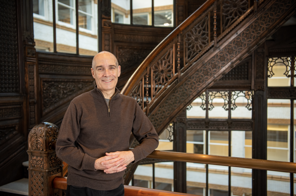 Geoffrey Baer Explores 'The Most Beautiful Places in Chicago' in New ...